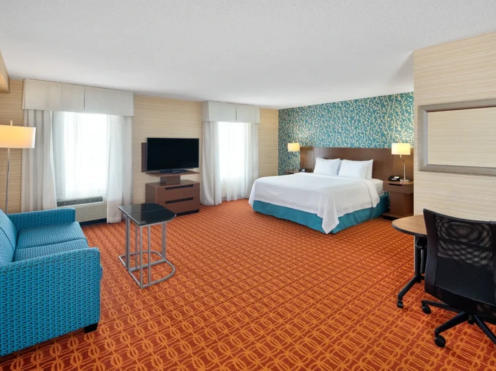 Fairfield Inn & Suites Toronto Airport - Toronto