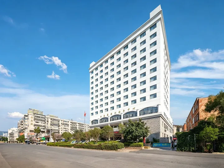 Kunming Yunpei Hotel - Kunming