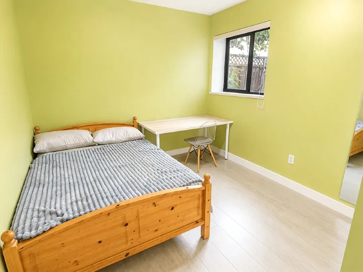 Bright Furnished 2br Private Basement Suite - バーナビー