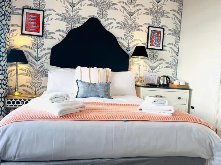 Beaches Guest House - Southend-on-Sea