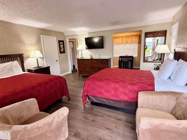 Sage N Sand Motel - Moses Lake, WA
