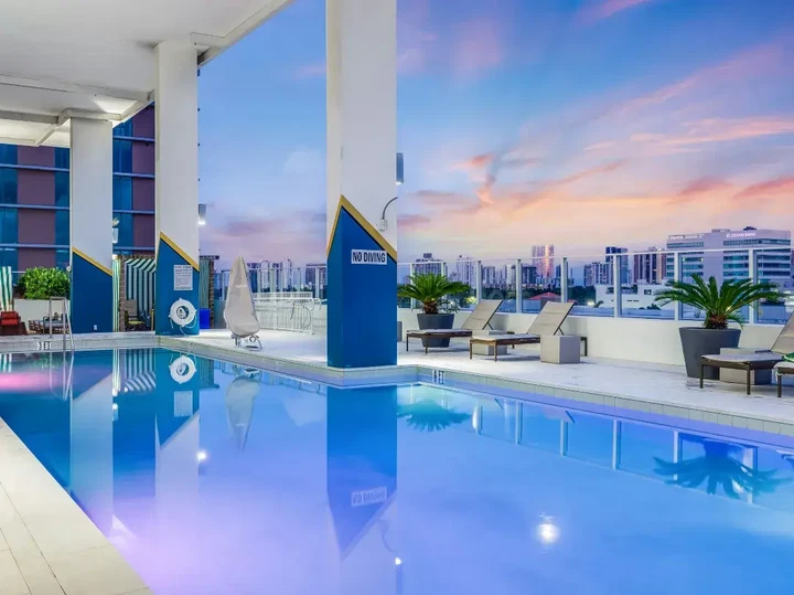 Serena Hotel Aventura Miami, Tapestry Collection By Hilton - Pembroke Pines, FL