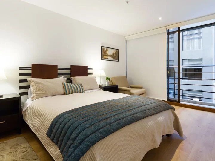 Suites Metropoli Edificio Torino - Quito
