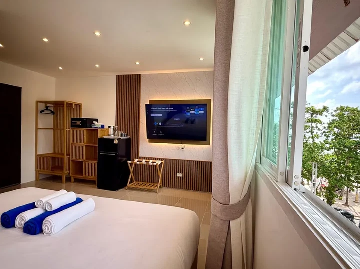 Patong Beachfront Relaxing Stay - Patong Beach
