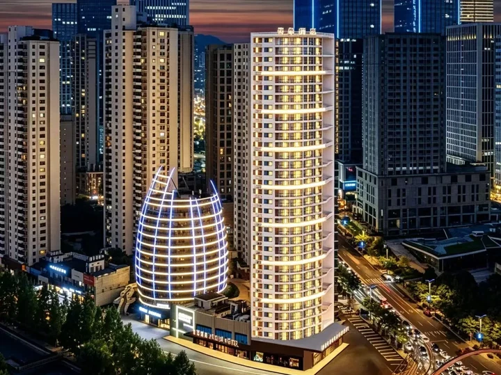 Qingdao Central Business District Shandong Road Atour Hotel - Qingdao