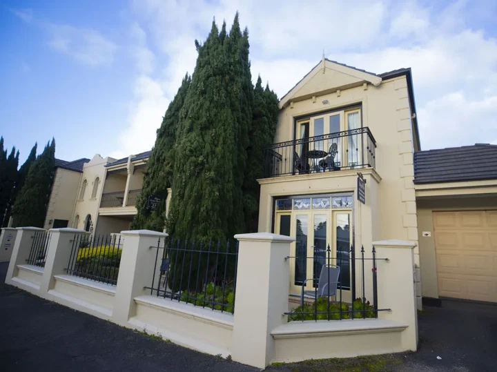 Banyan Place - Warrnambool