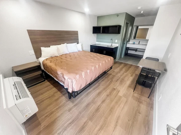Value Suites Extended Stay - Elk Grove, CA