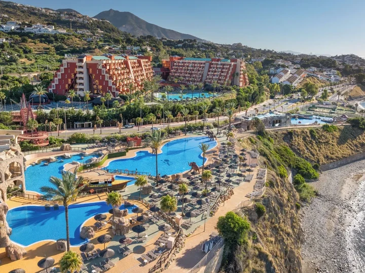 Holiday World Resort - Fuengirola