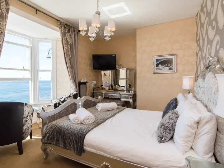 Gwesty'r Marine Hotel & Spa - Wales