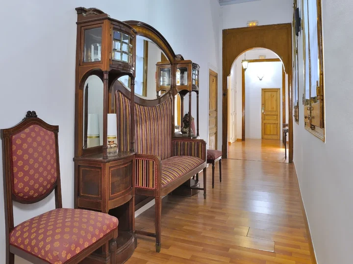 Hostal Girona - Barcelona