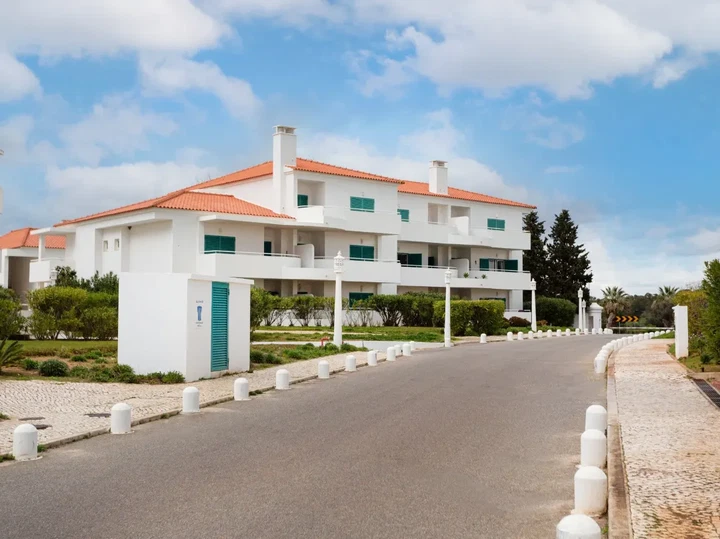 Prainha 2br With Balcony Pools | Alvor - Prainha