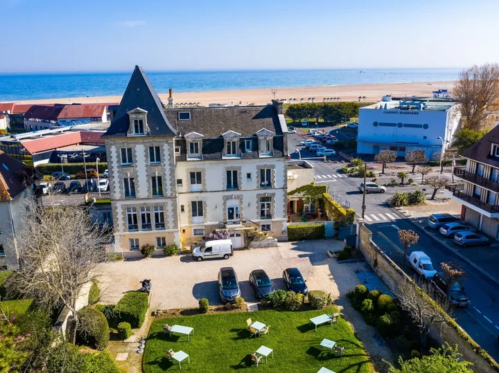 Hôtel Villa Andry Et Bar Panoramique - Ouistreham