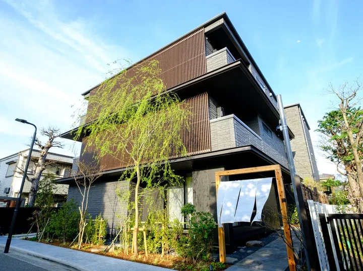 Yanaka Sow - Ueno