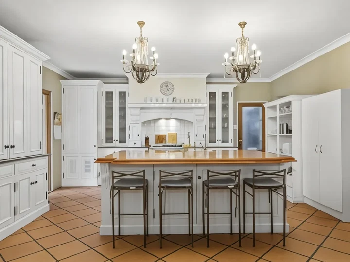 Thistle Hill Guesthouse - Walk To Many Wineries And Restaurants - Pokolbin