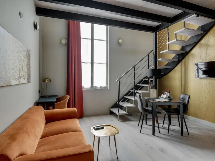 Appart Hôtel Bordeaux Villa Erizio - Appartements Et Service Hôtelier Au Centre De Bordeaux - Bordeaux