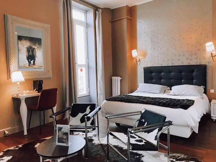 Royal Hôtel Nîmes - Nimes