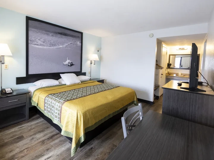Ocean Breeze Inn - St. Augustine Beach, FL