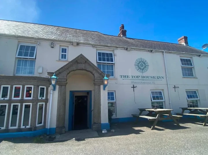The Top House Inn - Cornwall