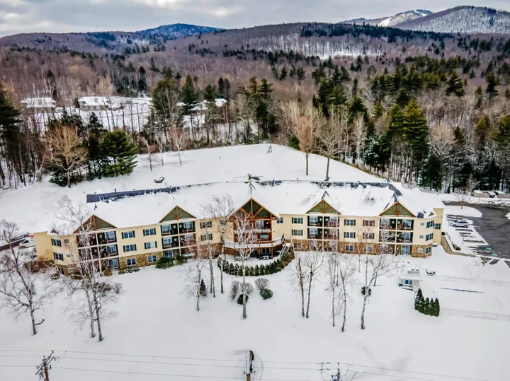 Mountain Edge Suites At Sunapee, Ascend Hotel Collection - Sunapee, NH
