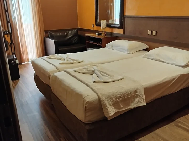 Ephira Hotel - Коринф