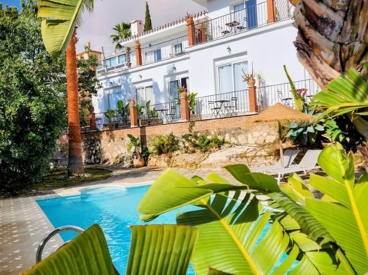Boutique X Benalmadena Pueblo - Málaga
