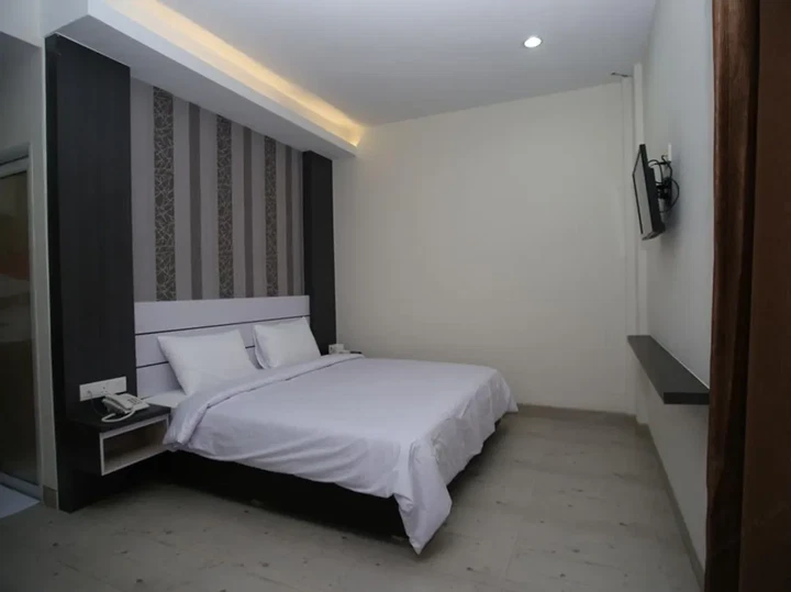 Redlink Hotel - Batam