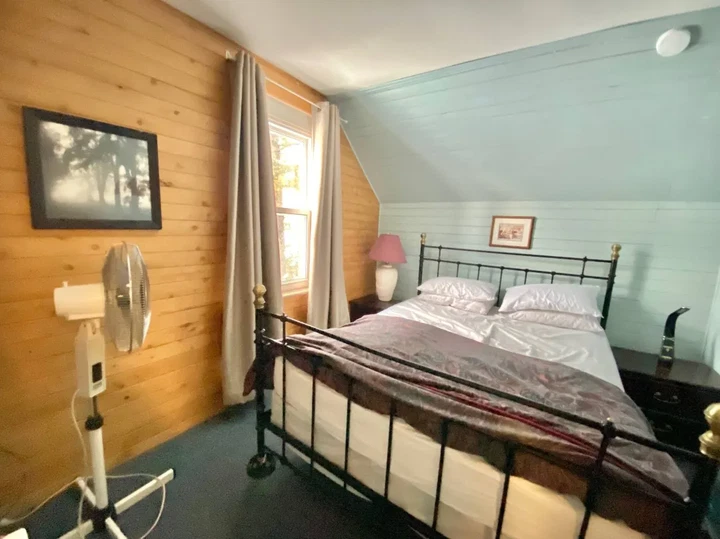 Chalet De 4 Chambres Sur L'île Manitoulin - à Côté De La Plage Sablonn - Ontario
