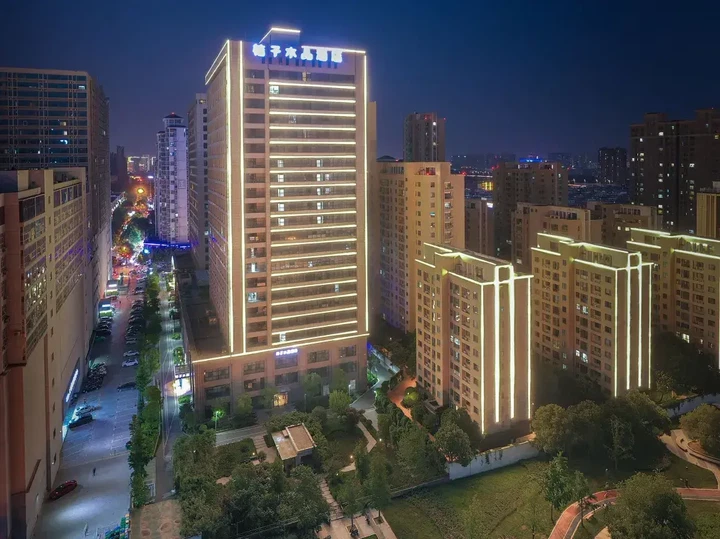 Crystal Orange Zhengzhou Cbd Exhibition Center Hotel - Zhengzhou