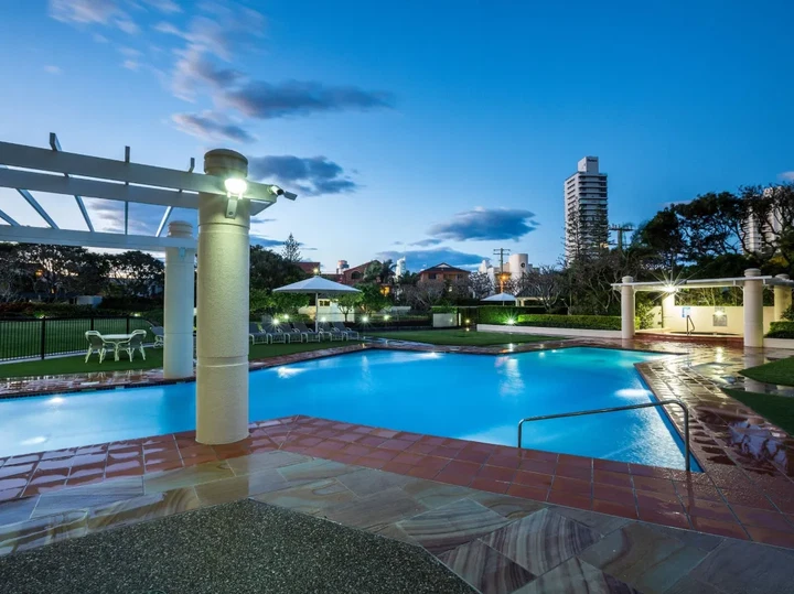 Belle Maison Broadbeach Resort Holiday Apartments - Broadbeach