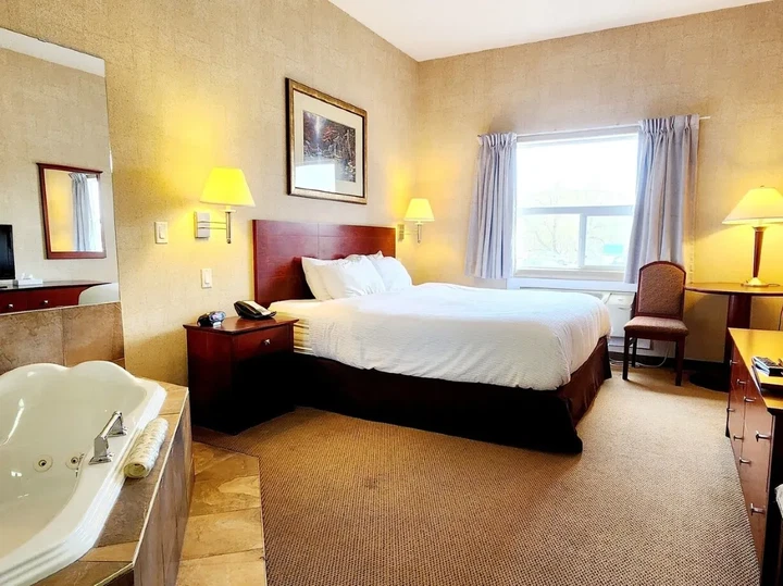 Super 8 By Wyndham Red Deer City Centre - Alberta