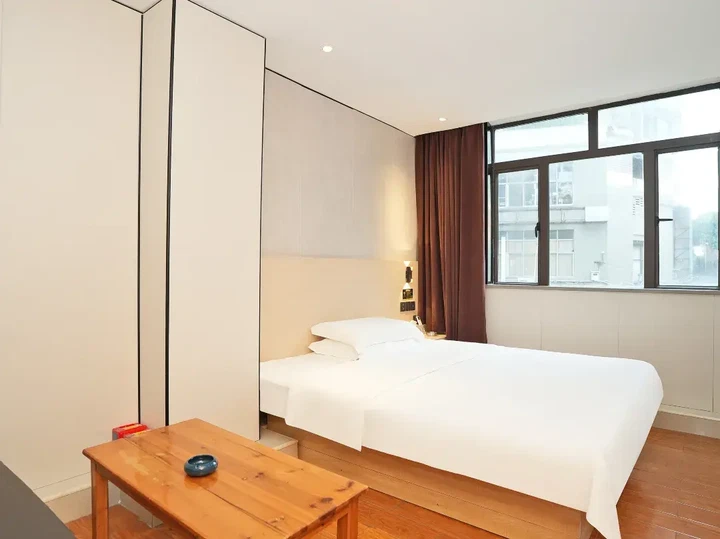 Yueyang Hostel - Guangzhou