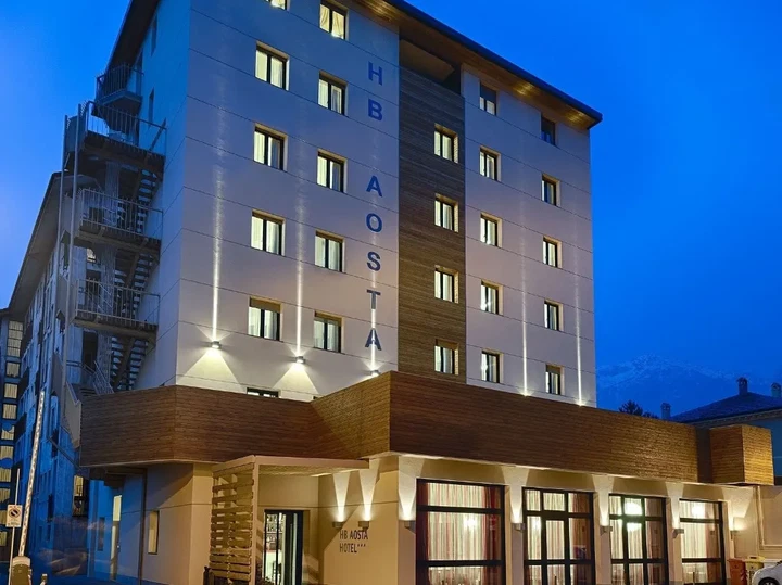 Hb Aosta Hotel - Aosta