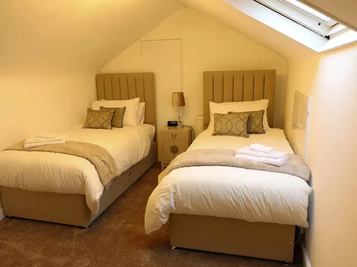 Stylish Home - Contactors Welcome Wifi & Parking - Bradford