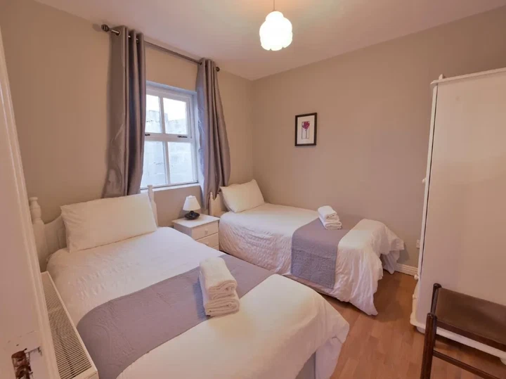 10mindrivecliffsofmoher-cozy2br-parking-wifi - Lahinch