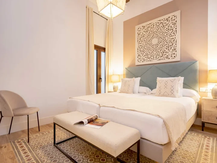 Genteel Home Santas Patronas I - Siviglia