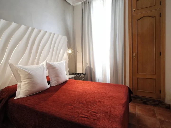 Hostal Las Fuentes - Madrid