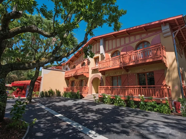 Hôtel La Guitoune - Arcachon