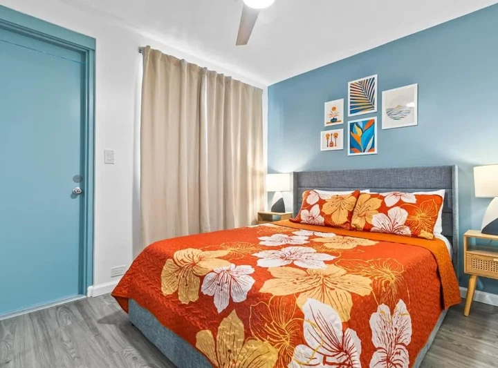 One Bed Honolulu Kaaha - Honolulu, HI