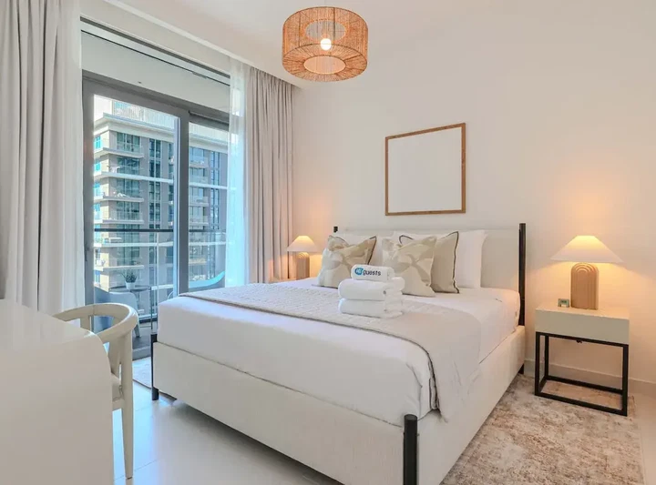 Elegant 2-bedroom Retreat At Marina Vista 2 - Dubai Marina