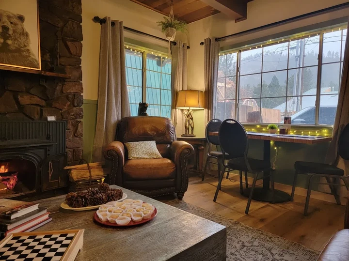 Cinnamon Bear Inn - Yosemite
