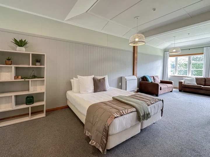 Silverstream Retreat - Wairarapa