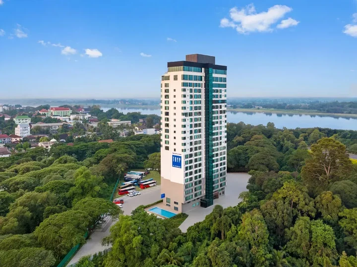 Tryp By Wyndham Vientiane Central - 비엔티안