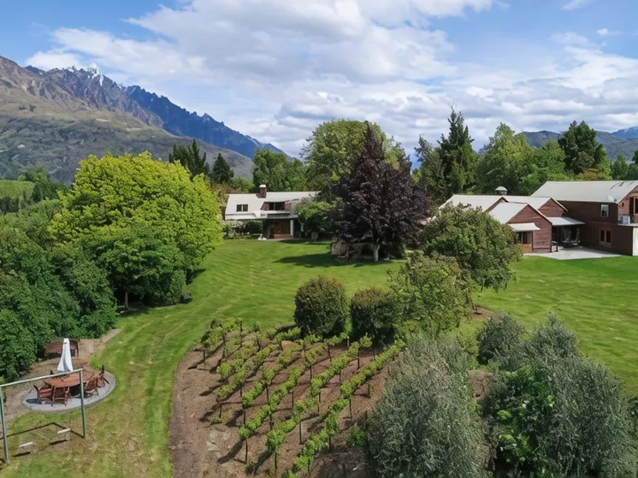 Manata Homestead & Lodge - Arrowtown
