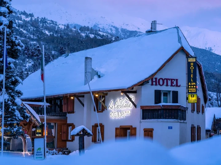 Logis Hôtel Et Spa Le Christiania - Hautes-Alpes