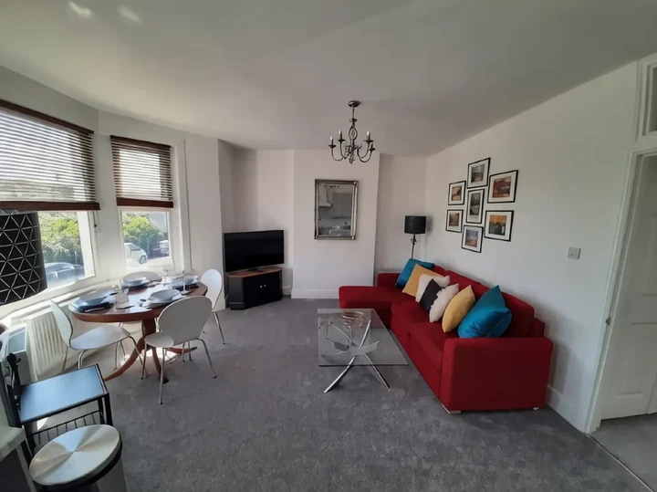 Beautiful 2br Home Close To Beachfront - Devon