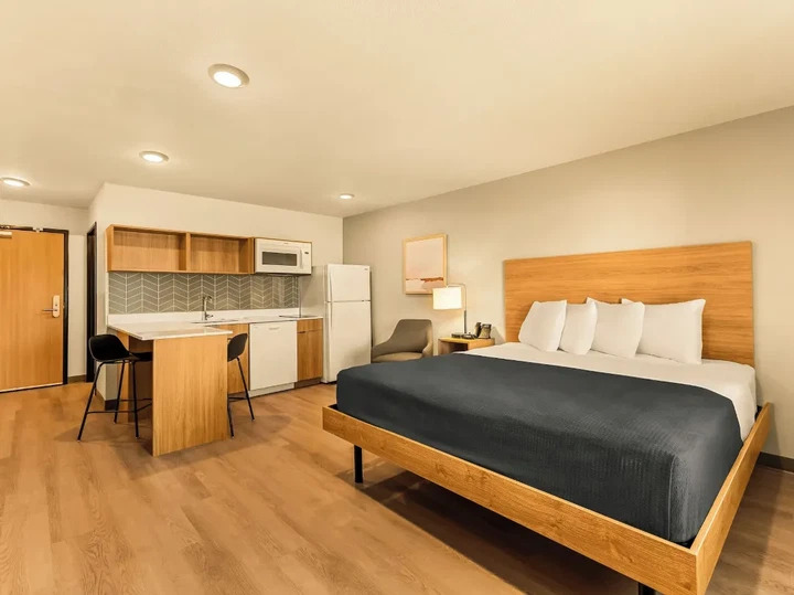 Livaway Suites Austin San Marcos - San Marcos, TX
