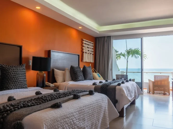 The Paramar Beachfront Boutique Hotel With Breakfast Included - Downtown Malecon - Puerto Vallarta
