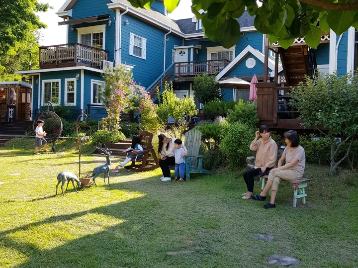 Adellia Pension - Gyeongju-si