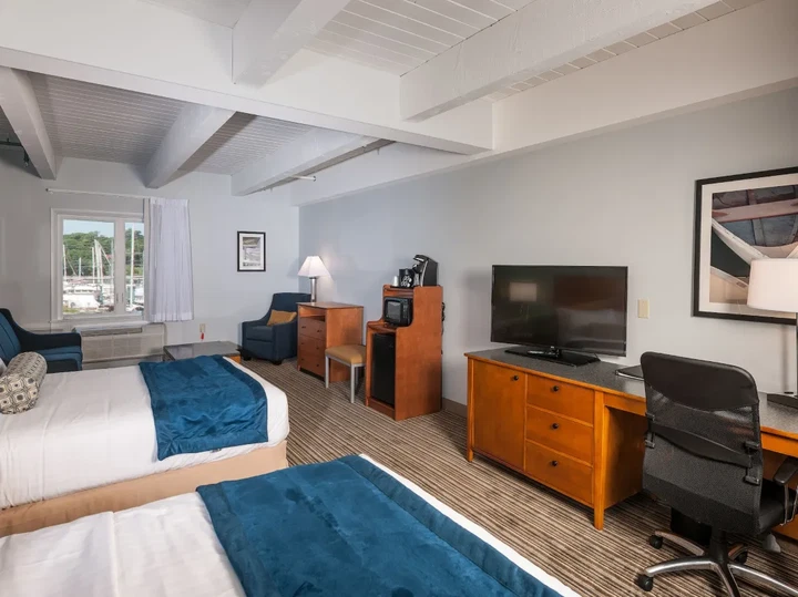 Rockland Harbor Hotel - Rockland, ME