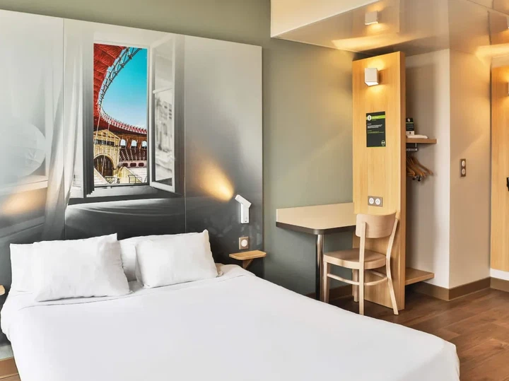 B&b Hotel Les Herbiers - Les Herbiers